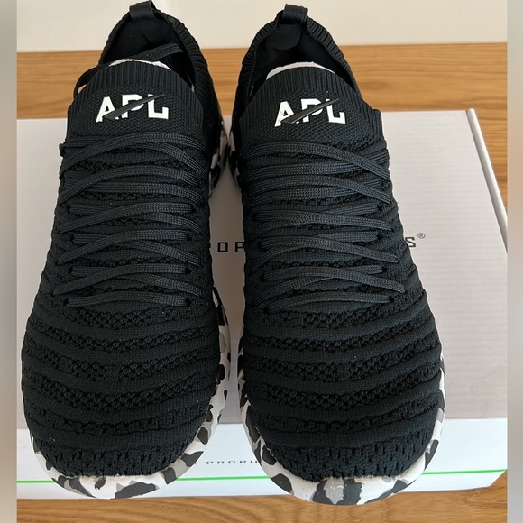 APL | Shoes | Nib 27 Apl Womens Techloom Wave Running Shoe Black White ...